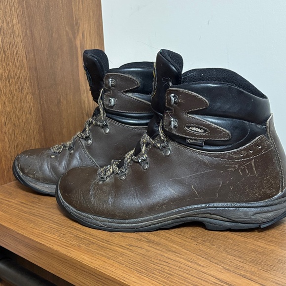 Asolo | Shoes | Vintage Asolo Dark Brown Leather Goretex Hiking Boots ...